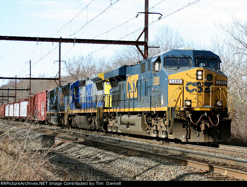 CSX 5380 on Q410
